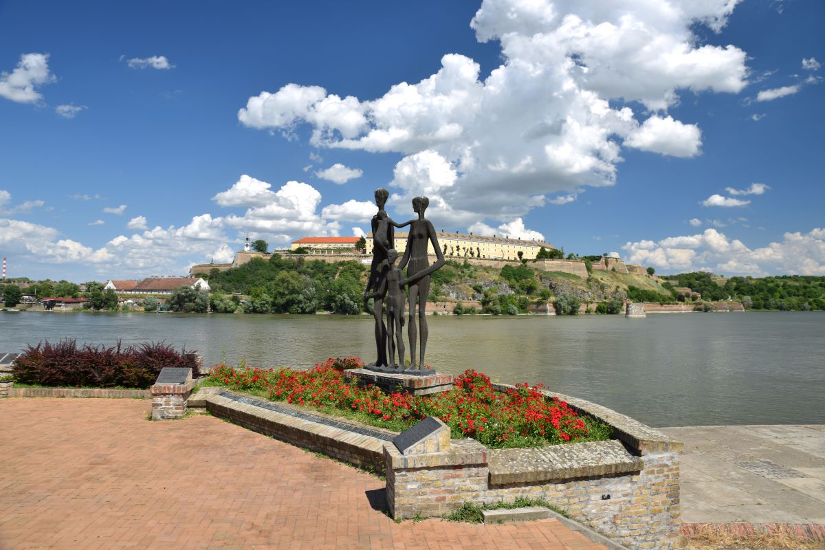 SerbianAdventures - Petrovaradin fortress walking tour
