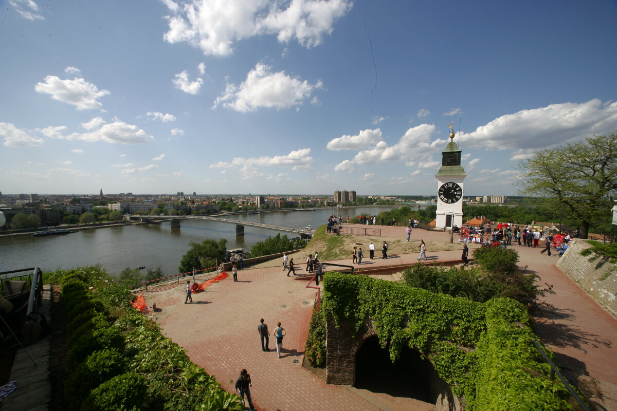 Serbian Adventures - Skrivene tajne Petrovaradinske tvrđave, podzemnih ...